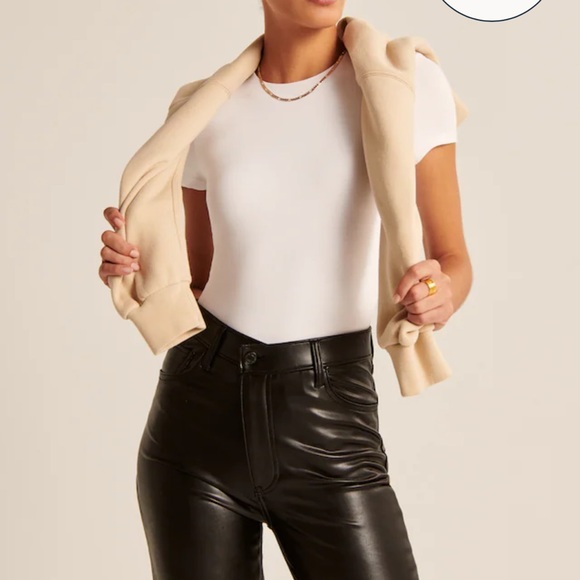 Abercrombie & Fitch | Tops | Abercrombie Fitch Short Sleeve Cotton Seamless Fabric Crew Bodysuit ...